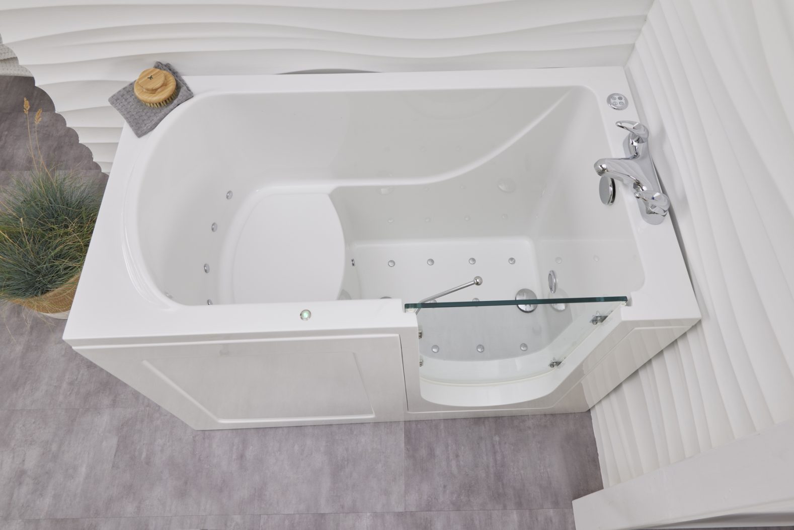 The Georgia | Midi-Length Baths | Access Walk-In Baths