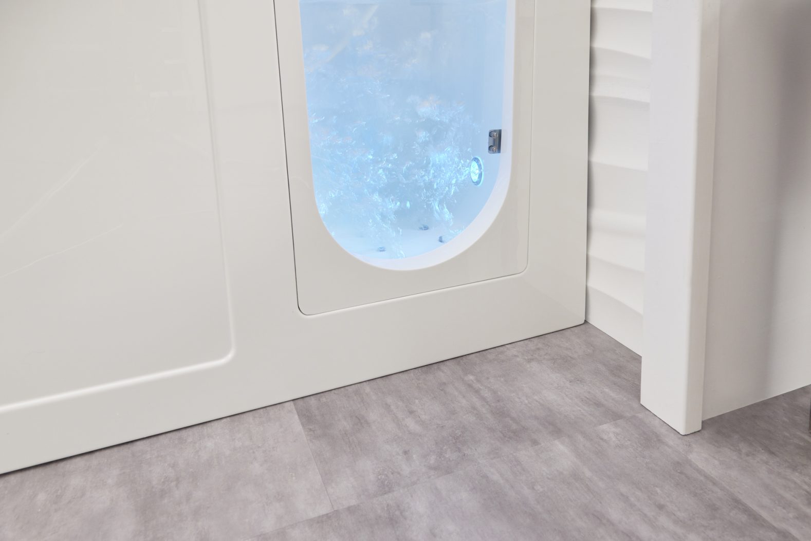 The Georgia | Midi-Length Baths | Access Walk-In Baths